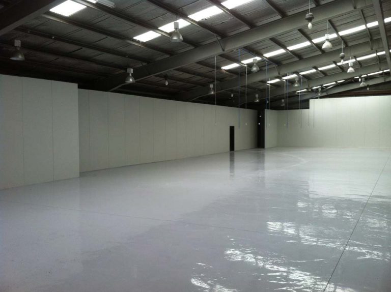 Custom Clean Room Design: Key Features for Critical Environments